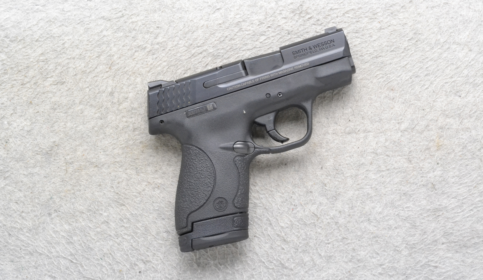 Smith & Wesson ~ M&P9 Shield ~ 9mm | Bass Pro Shops